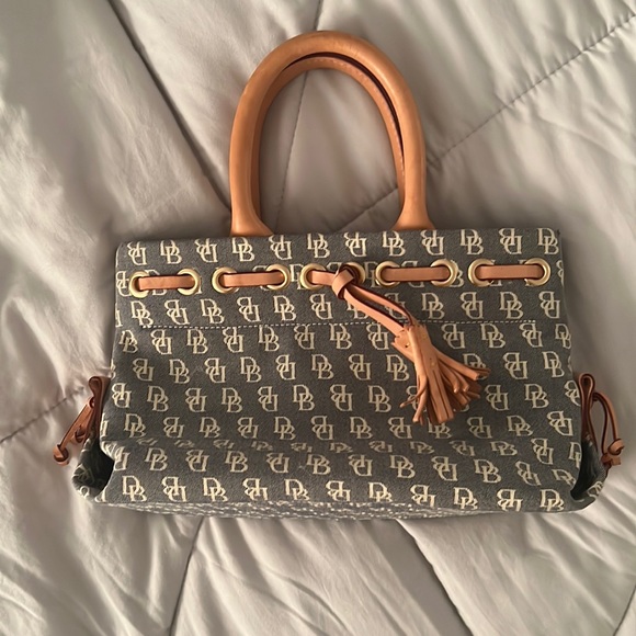 Dooney & Bourke | Bags | Dooney Bourke Mini Purse Db Signature Logo ...